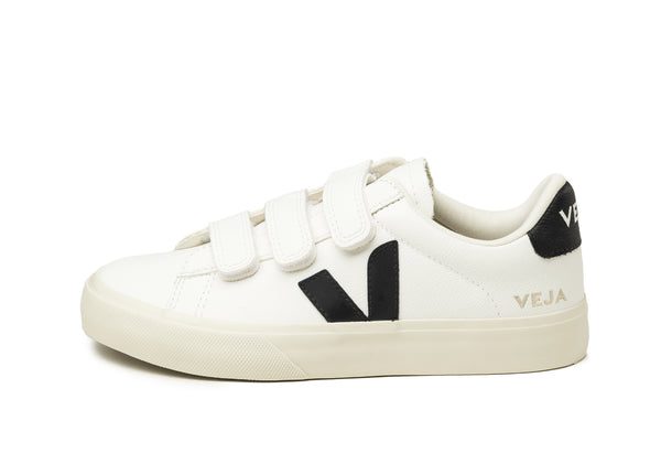 Veja Recife W Logo Extra White / Black (RC0502790A)