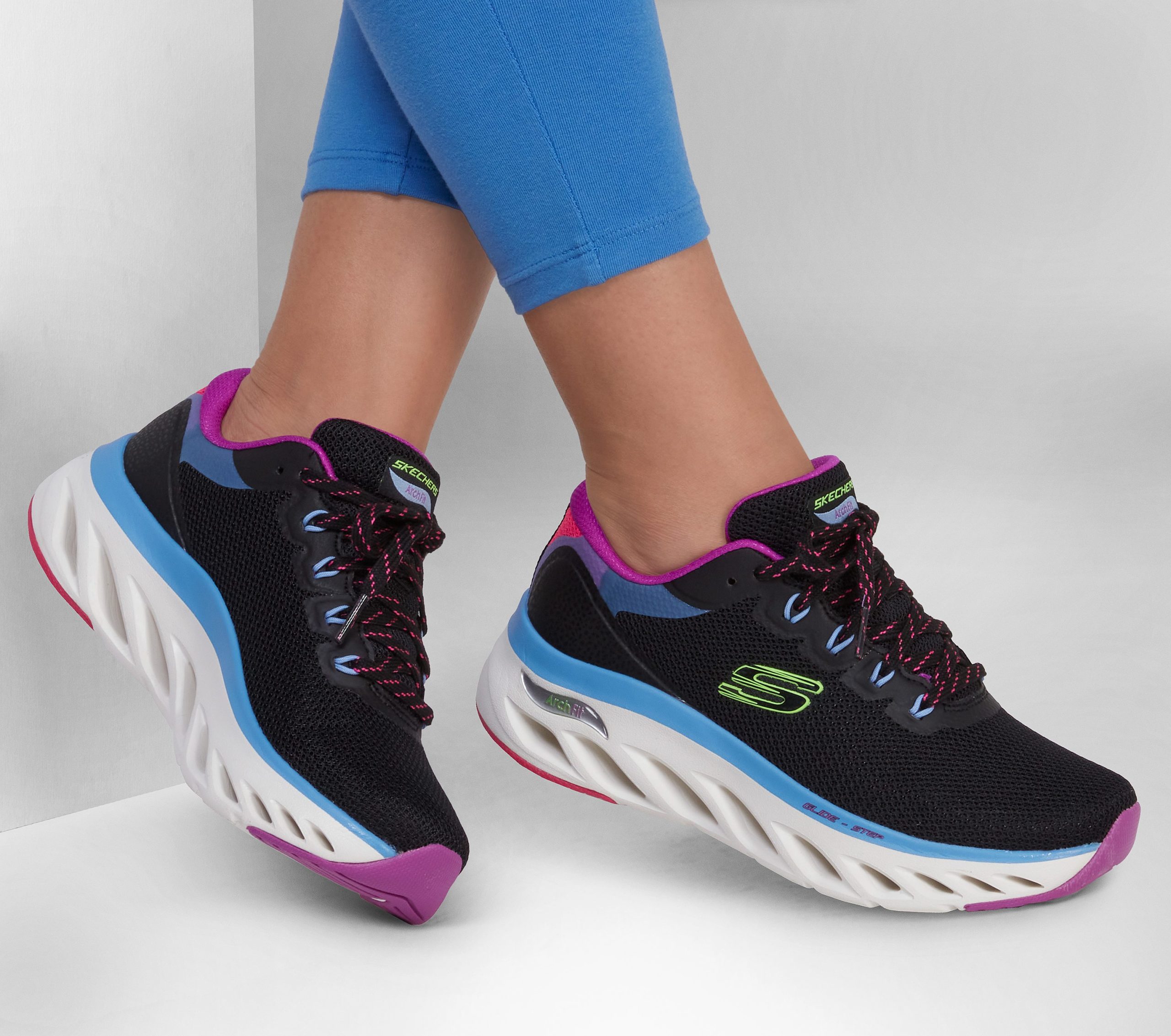 Skechers Skechers Arch Fit Glide-Step - Highlighter - Zwart / Multi ...