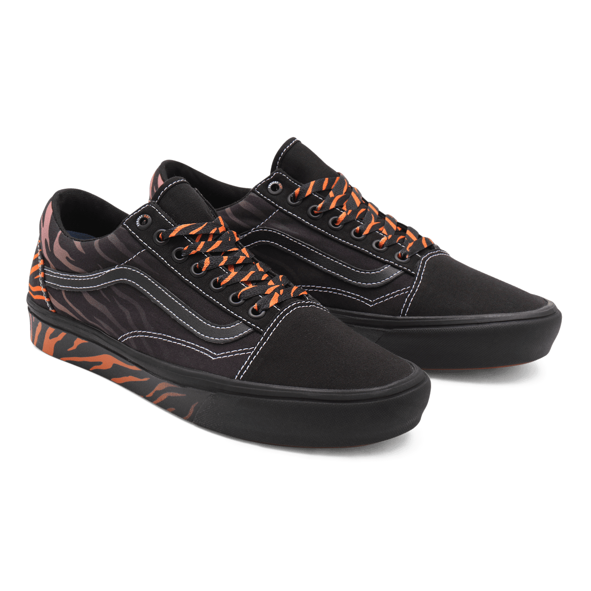 VANS Vans X Project Cat Comfycush Old Skool Zwart (VN0A5DYC9KH)