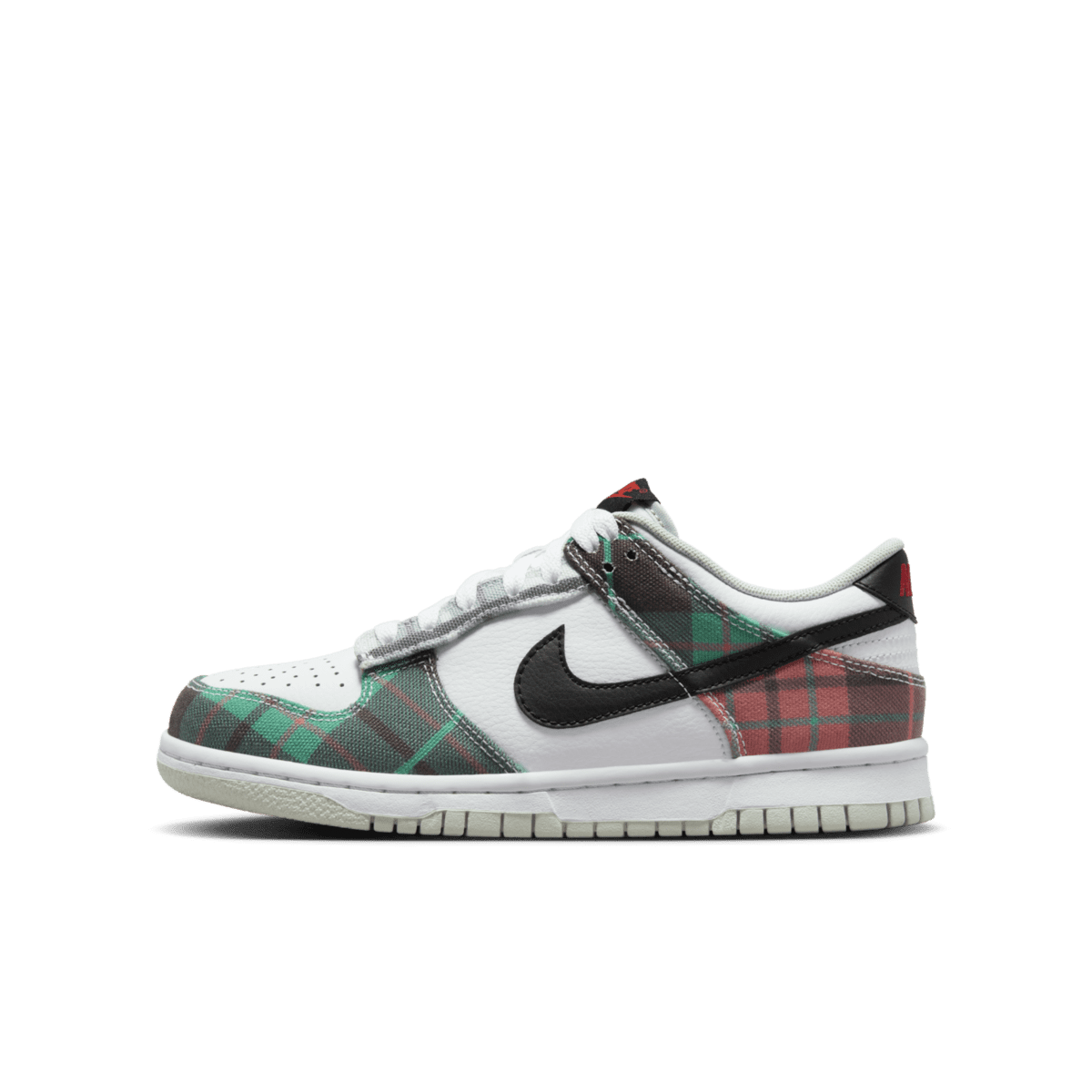 Nike Dunk Low Tartan Plaid (GS) White / Black-white-university Red ...