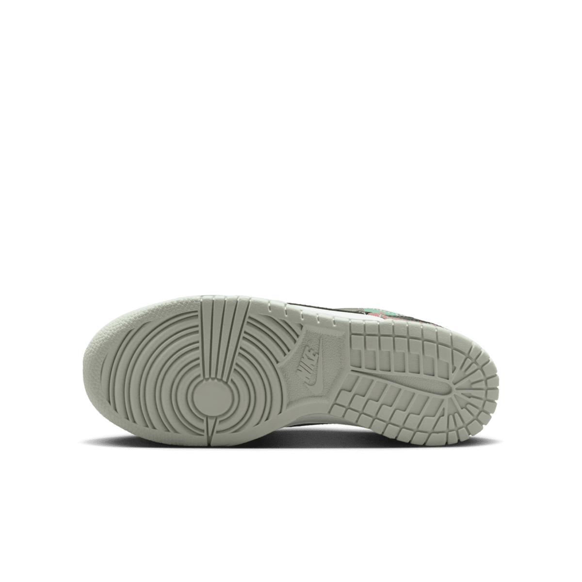 Nike Dunk Low Tartan Plaid (GS) White / Black-white-university Red ...