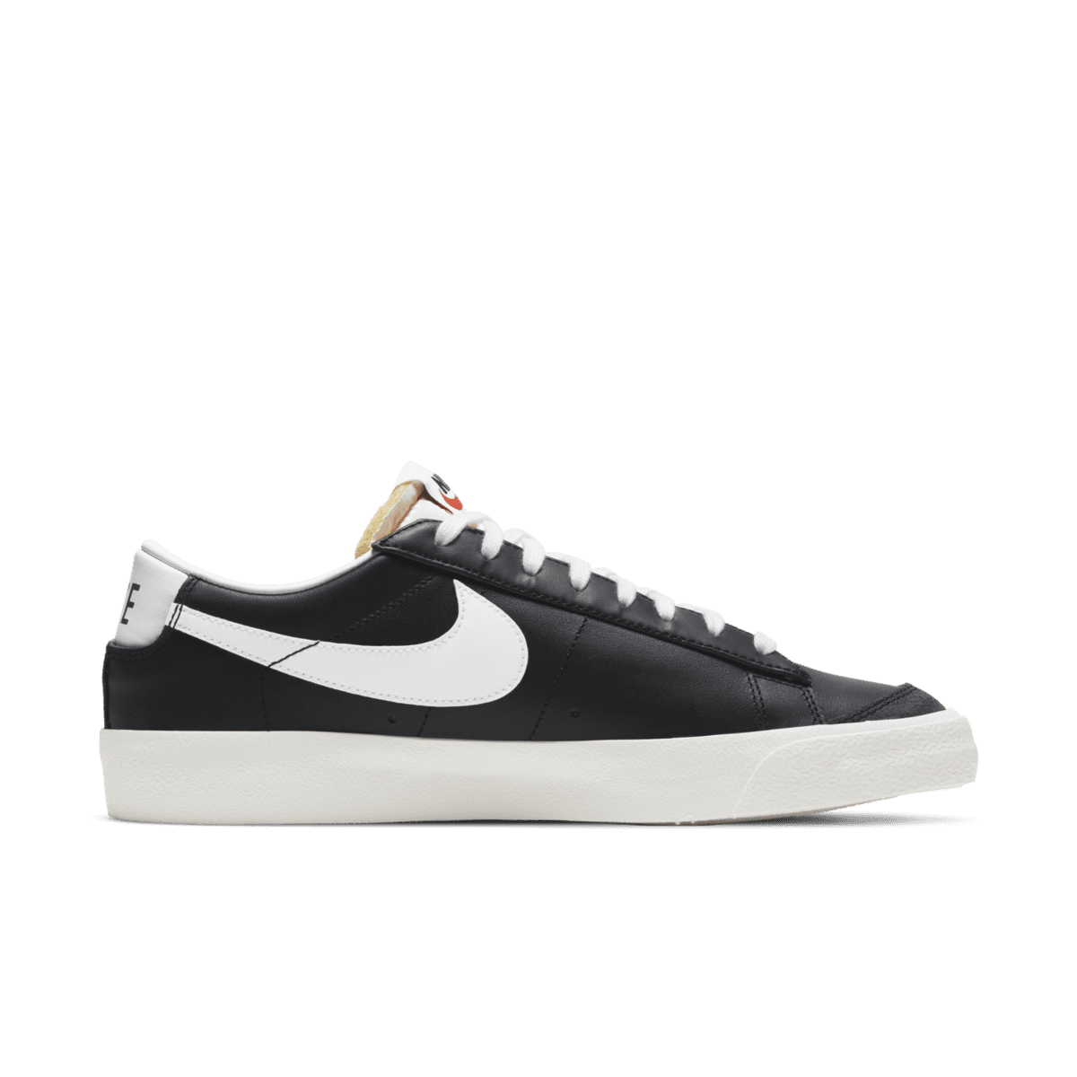 Nike Blazer Low 77 Black White Black / White (DA6364-001)