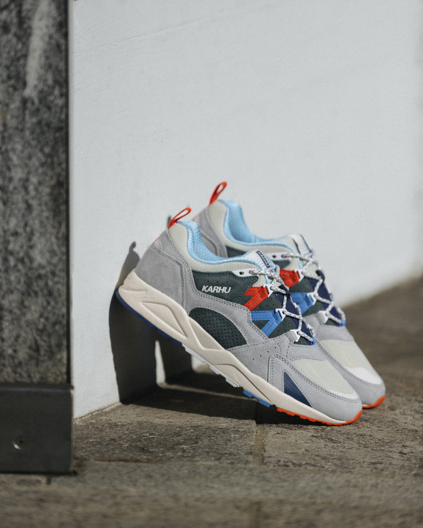 Karhu Fusion 2.0 - Dawn Blue / Scarlet Ibis (F804138)